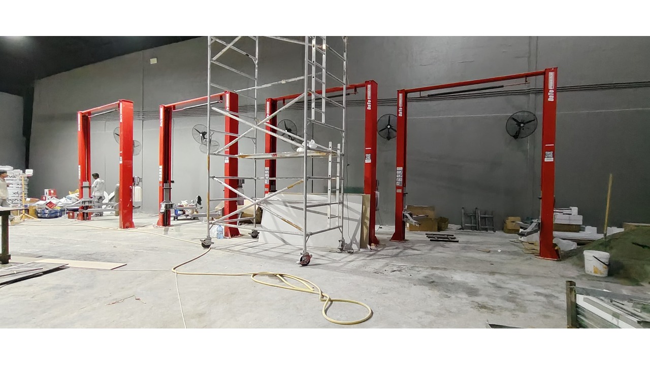 Two Post-Lift Installation - Install and Service | DaTo